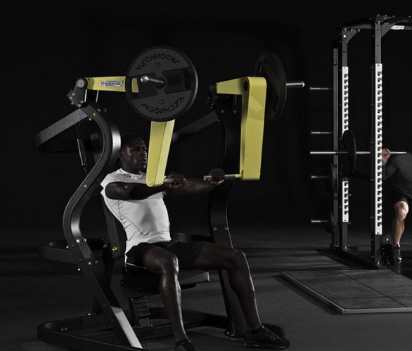 Нагружаемый дисками тренажер Technogym PURE STRENGTH Chest Press ...